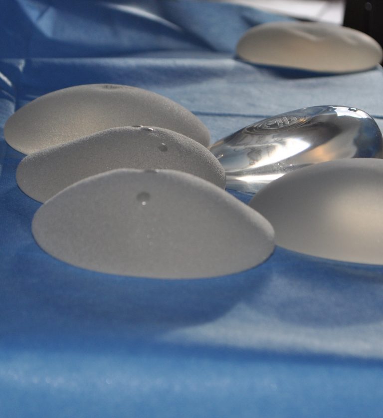 implant mammaire definition | Docteur Spitalier